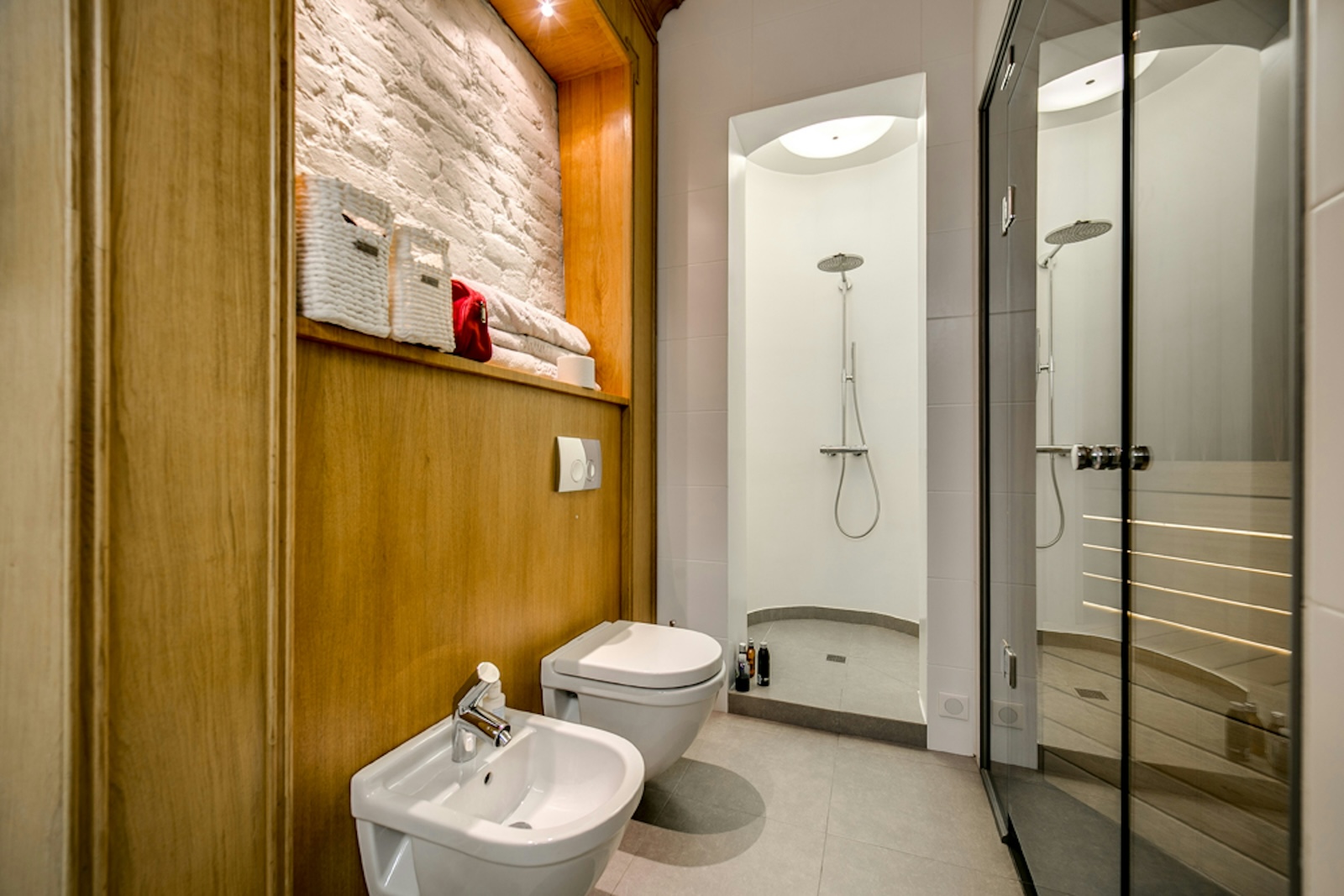 Everything you ever wanted to know about how to use a bidet…but were ...
